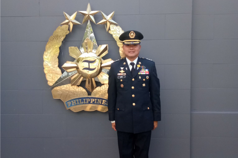 Boholano priest takes oath as AFP brigadier general before Duterte